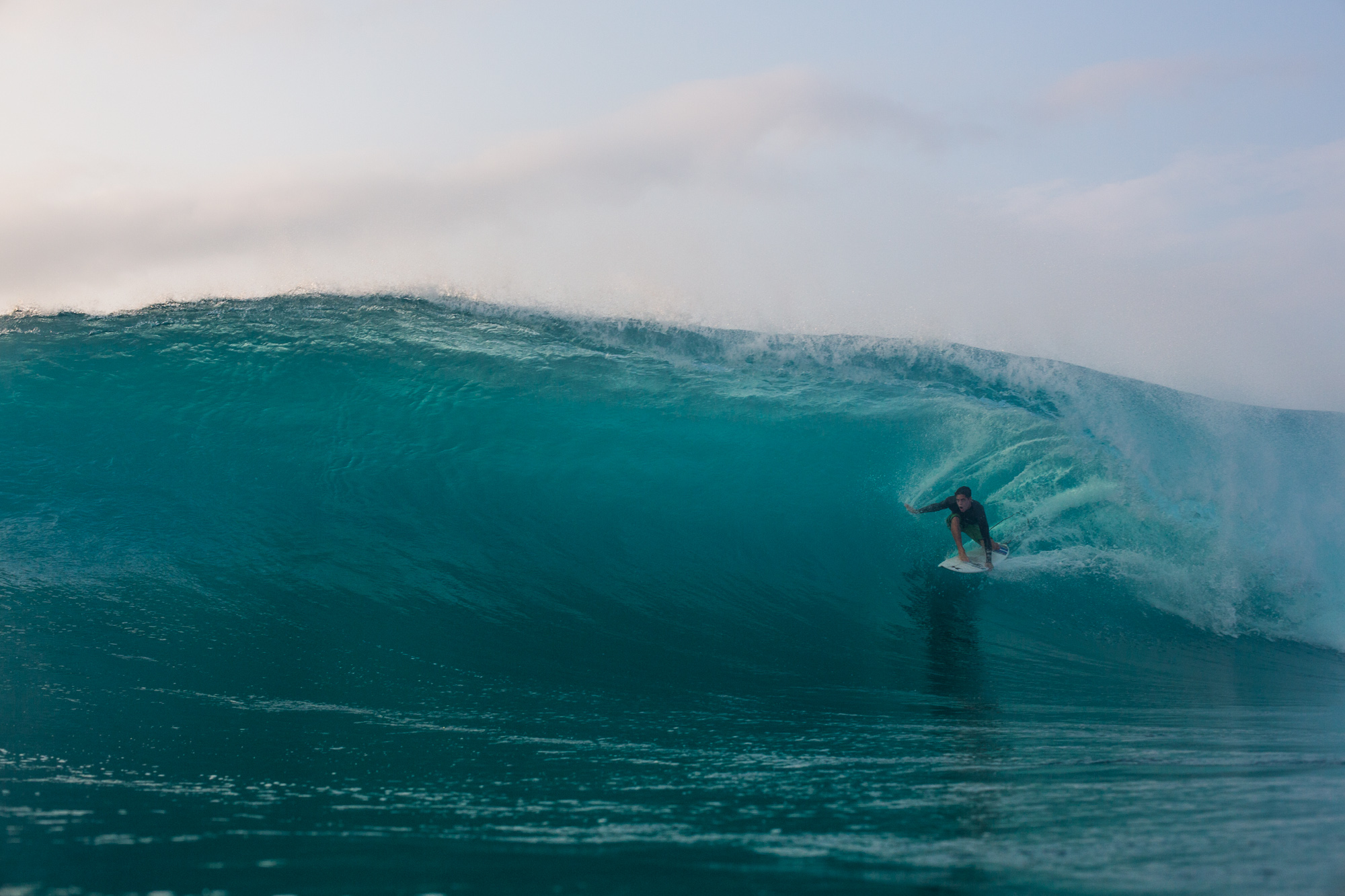Martín Jerí culminó su entrenamiento en Hawaii | Surfing Latino